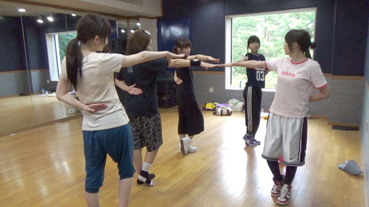 『ラブライブ！サンシャイン!!』Aqoursドキュメンタリー映画『Aqours Documentary』より劇場公開直前PVが公開 | moca